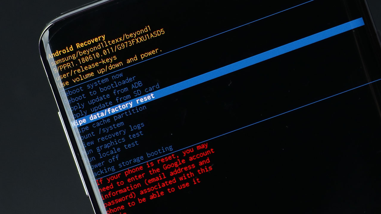 How to Turn off Headphone Mode on Android? | Spearblade
